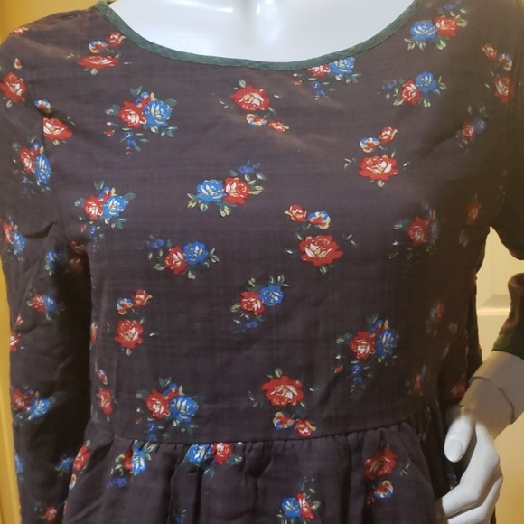 Hidden Alley | Dresses | Hidden Alley Floral Dress With Plaid Trim ...